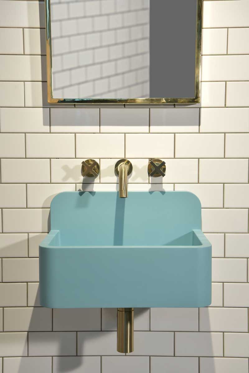 Oskar Rectangular Concrete Basin With Backsplash - Freestanding ...